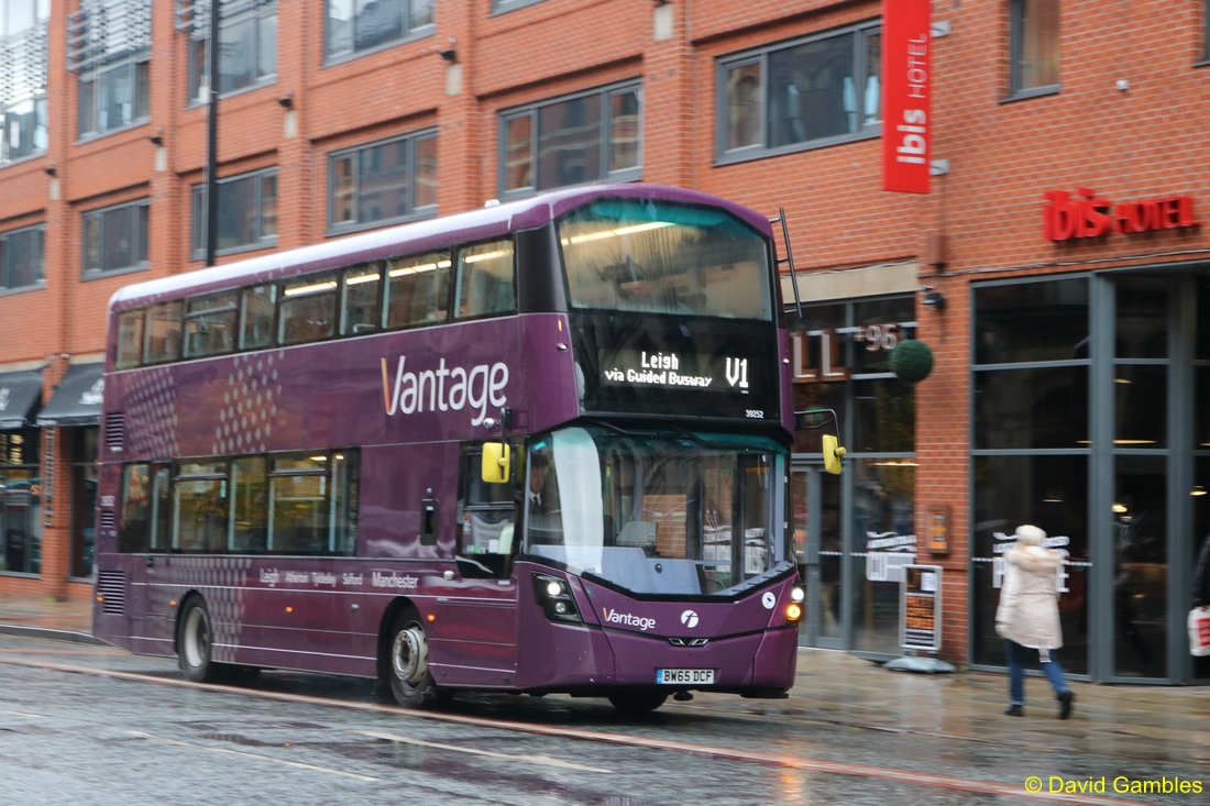 Vantage Busway Increases Passenger Numbers - News Uk
