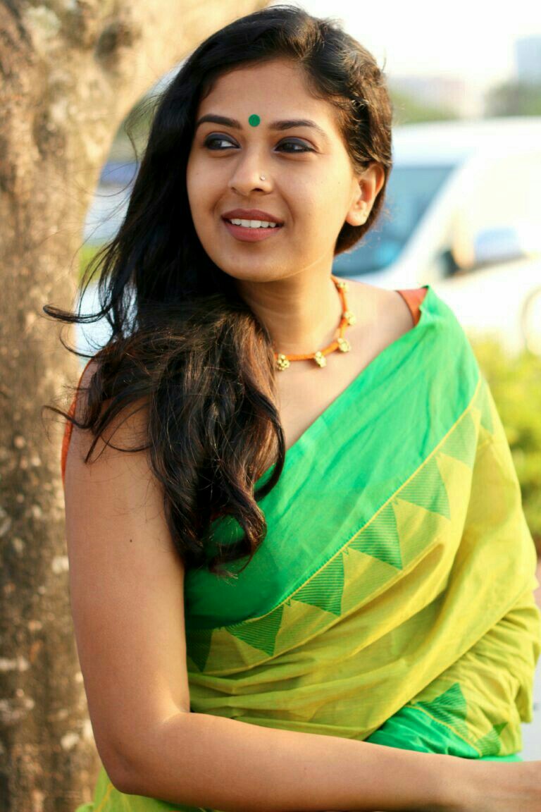 Hot Indian Women In Saree Exclusive And Ultimate Photo Collection