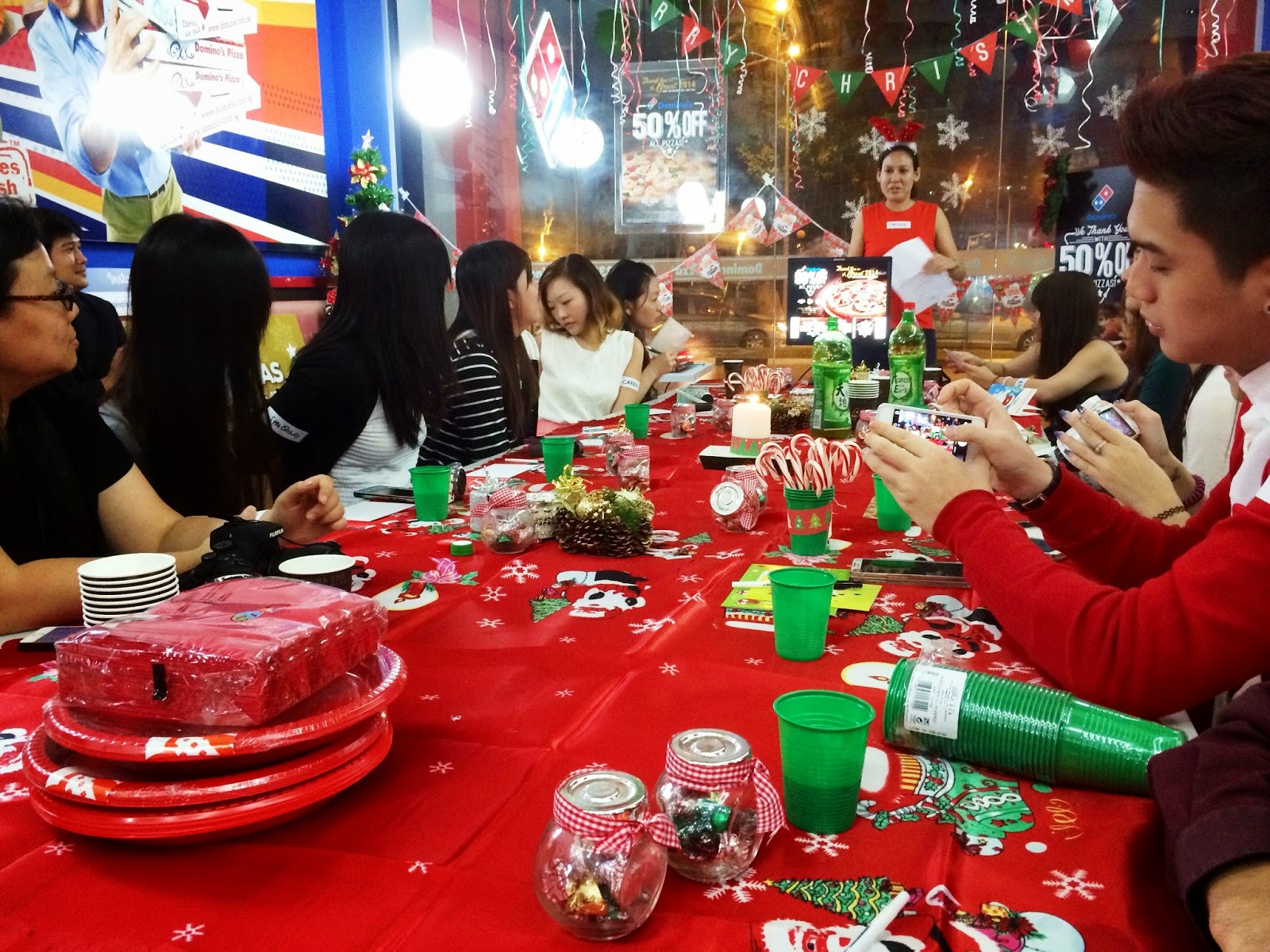 Domino's Pizza Christmas Party - Kaiting Hearts