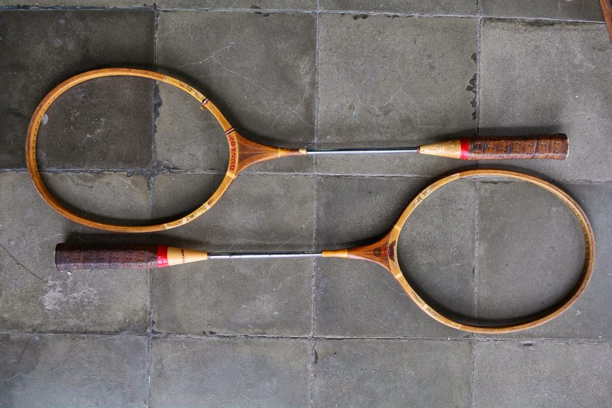 Antik Curio Reklame Lama Vintage & Retro Djojosoepoko: Raket Kayu ...