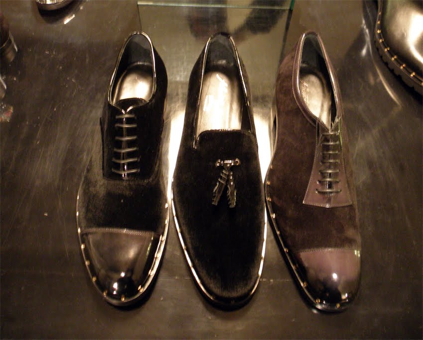 Nob: Metallic Shoes - The New Myth