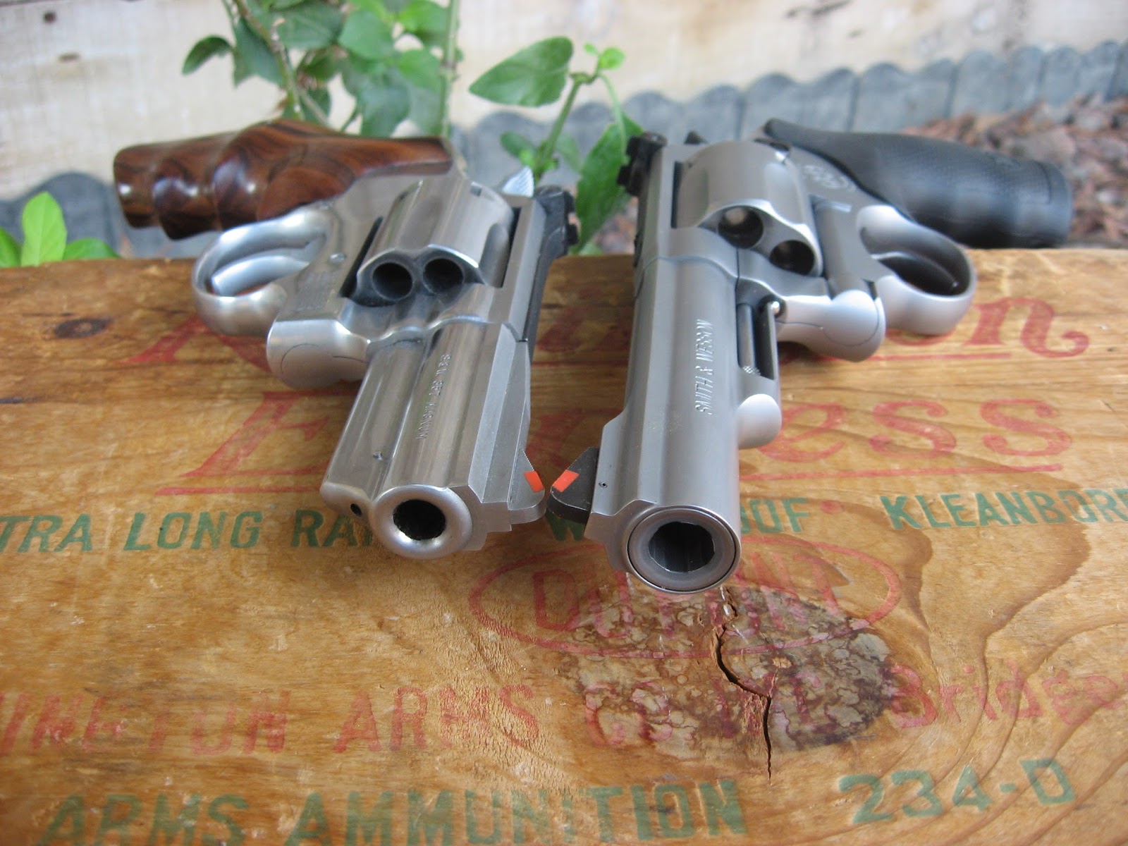 TINCANBANDIT's Gunsmithing: Smith & Wesson's Troubled History