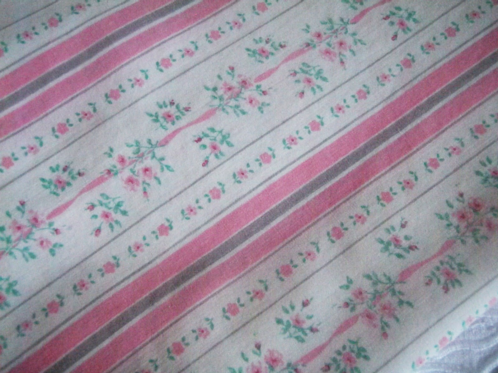 Cabin & Cottage : Romantic Linen