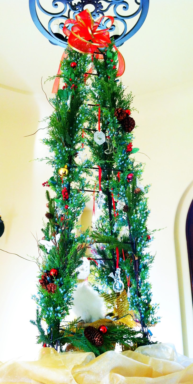 Grow It Now: Christmas Obelisk