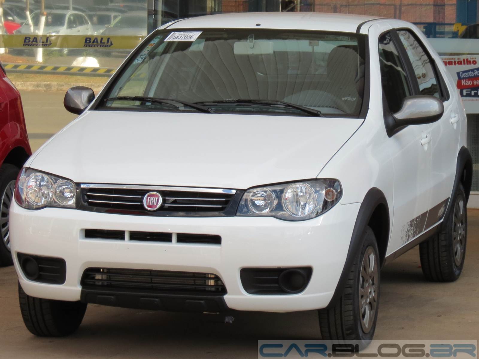 Novo Fiat Palio Fire Way: fotos e vídeo da versão básica