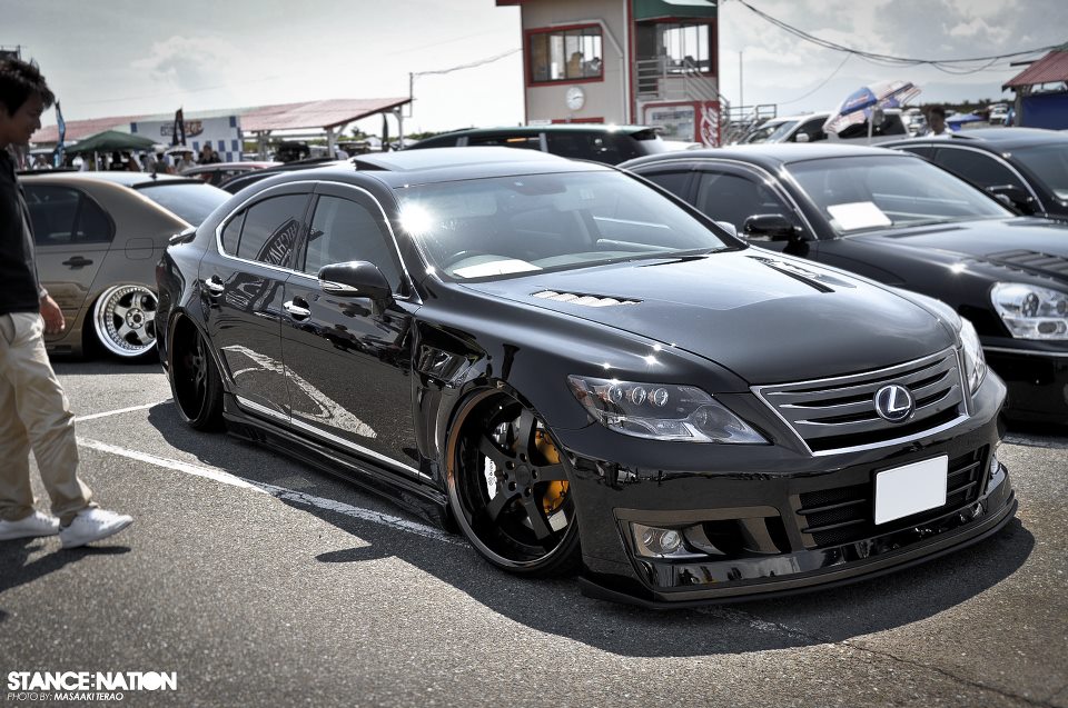 Go with SOLO: Gangsta Lexus LS600h