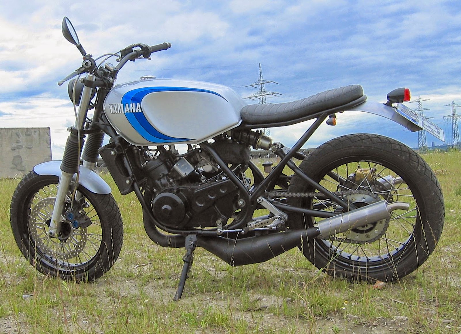 Yamaha RZ350 LC