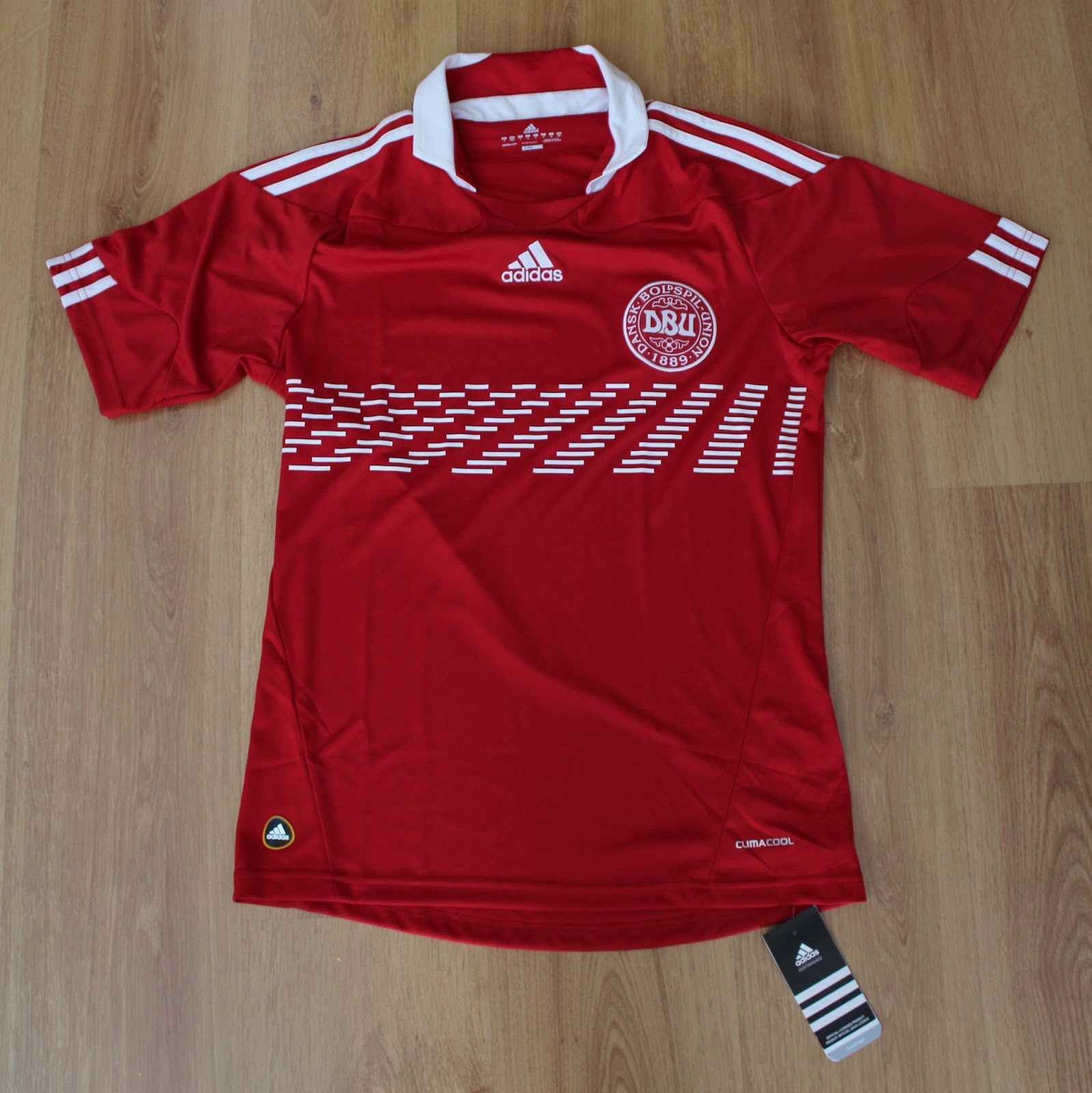 Solana's football shirt collection: Denmark 2010/12 Home Kit