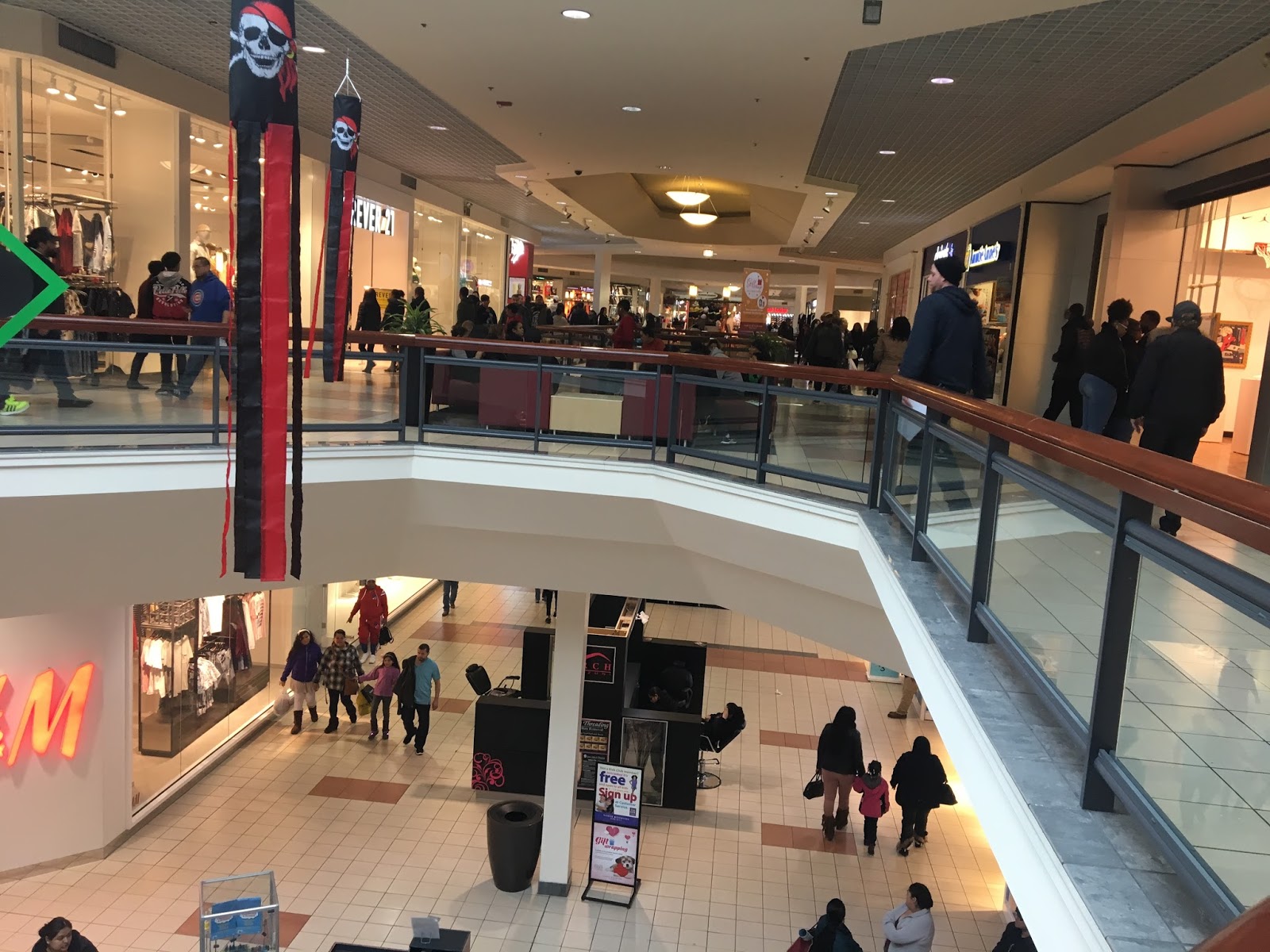 Midwest Retail: North Riverside Park Mall, North Riverside Park Mall