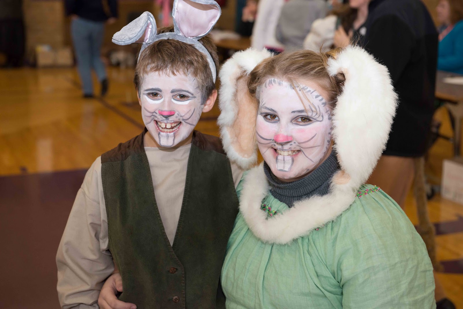 At A Hen's Pace: Narnia Makeup--Behind the Scenes