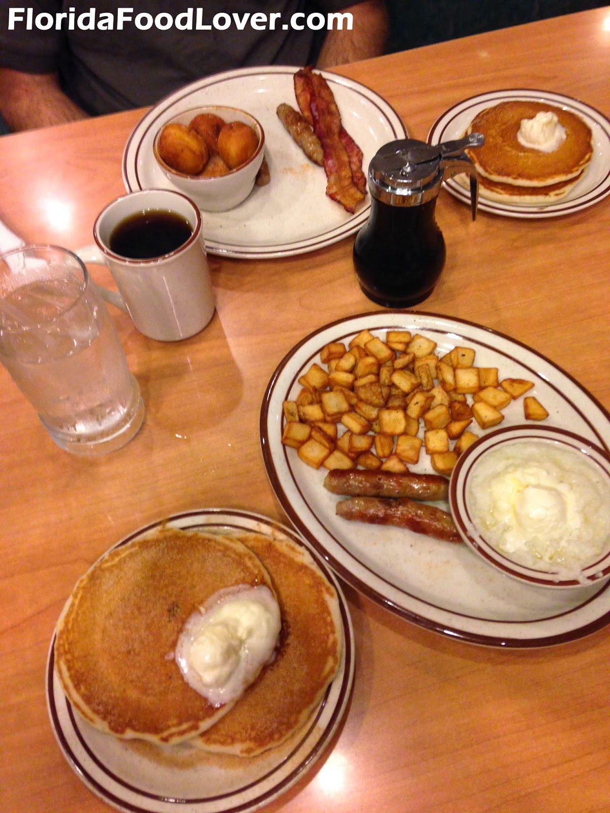 Florida Food Lover: Village Inn - Tampa, FL