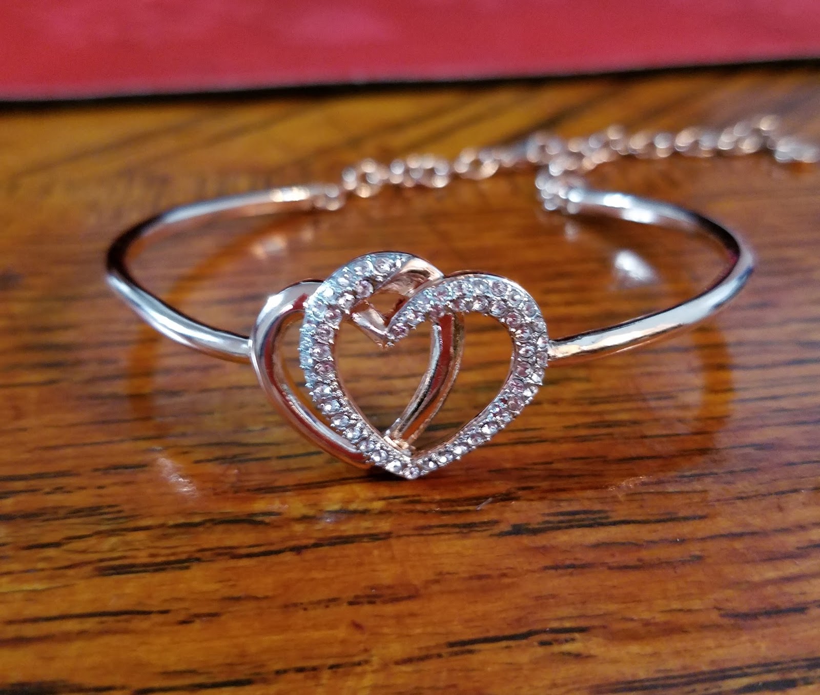 J.NINA Beautiful Swarovski Crystal Entwined Hearts Bangle Bracelet ...