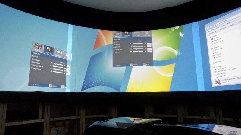 ElephantAir 737 Flight Simulator: Projectors