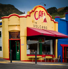 TV & ΔΙΑΦΗΜΙΣΗ: CAFE VOLCANO ΓΙΑ ΤΟΥΣ ΛΑΤΡΕΙΣ ΤΟΥ ΚΑΦΕ
