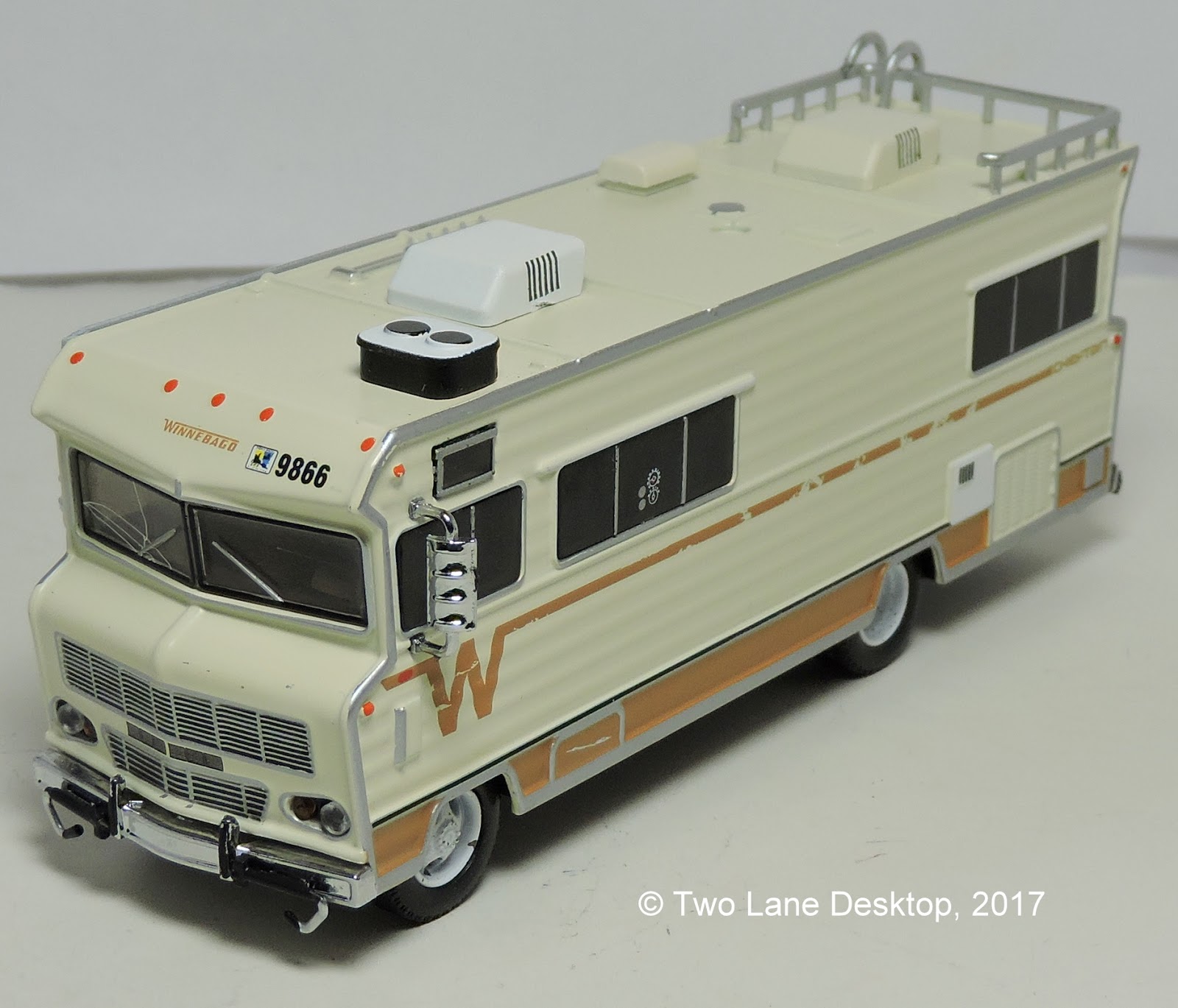 Greenlight 1973 Winnebago Chieftain