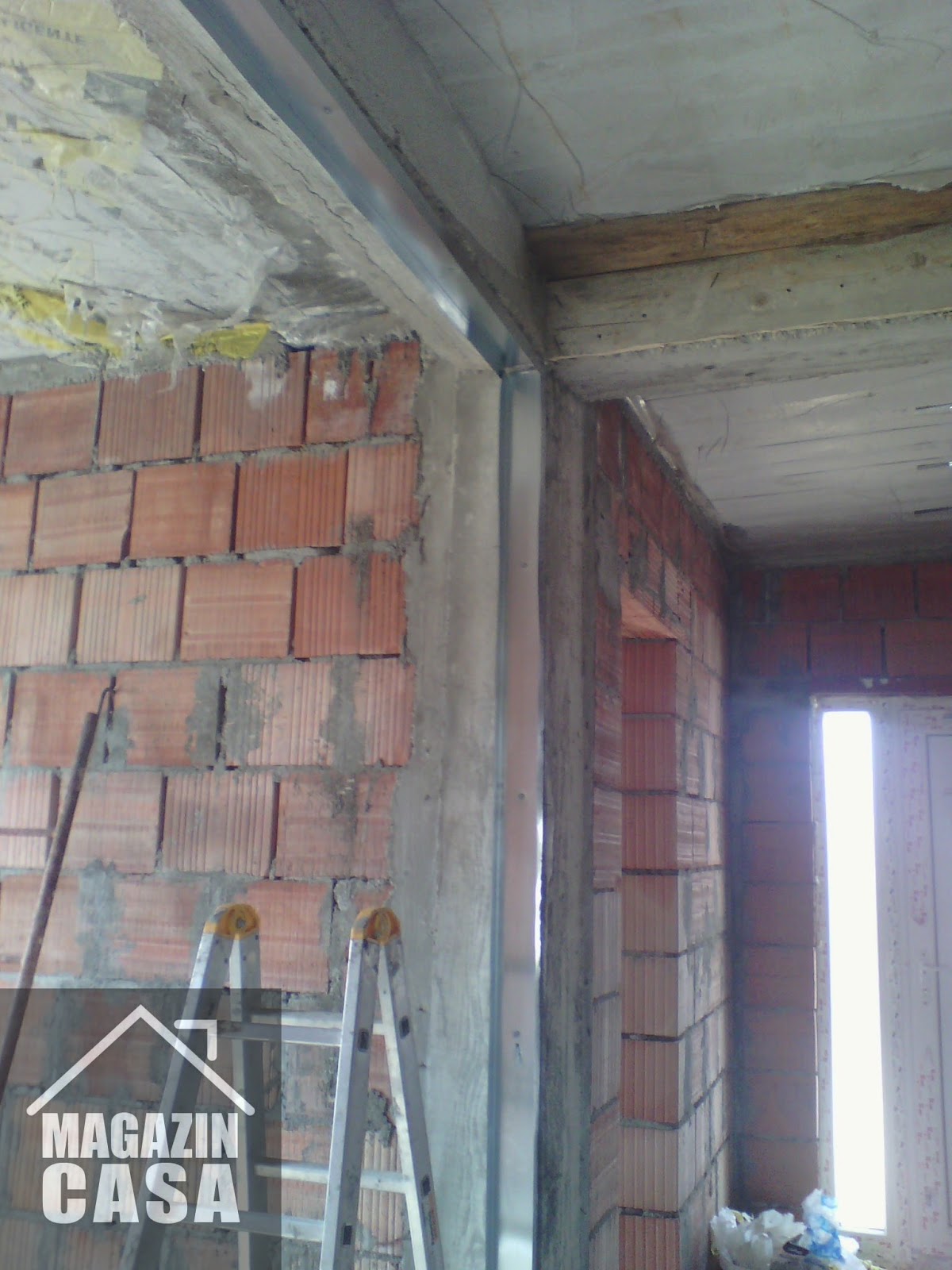 Arhiconstruct: Tavan rigips pe structura metalica