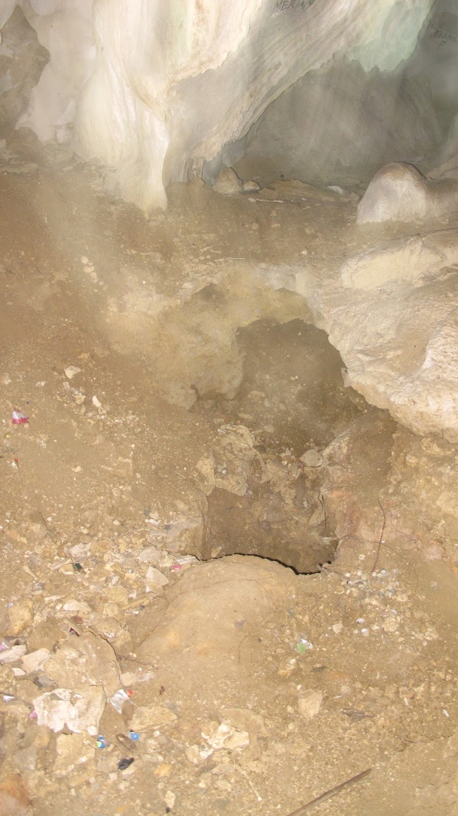 Bakwitan Cave of Gigantes Norte, Isla Gigantes, Carles, Iloilo