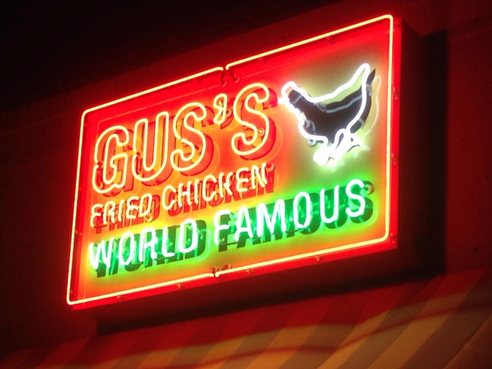 Boricua en Austin: El Pollo Frito de Gus's