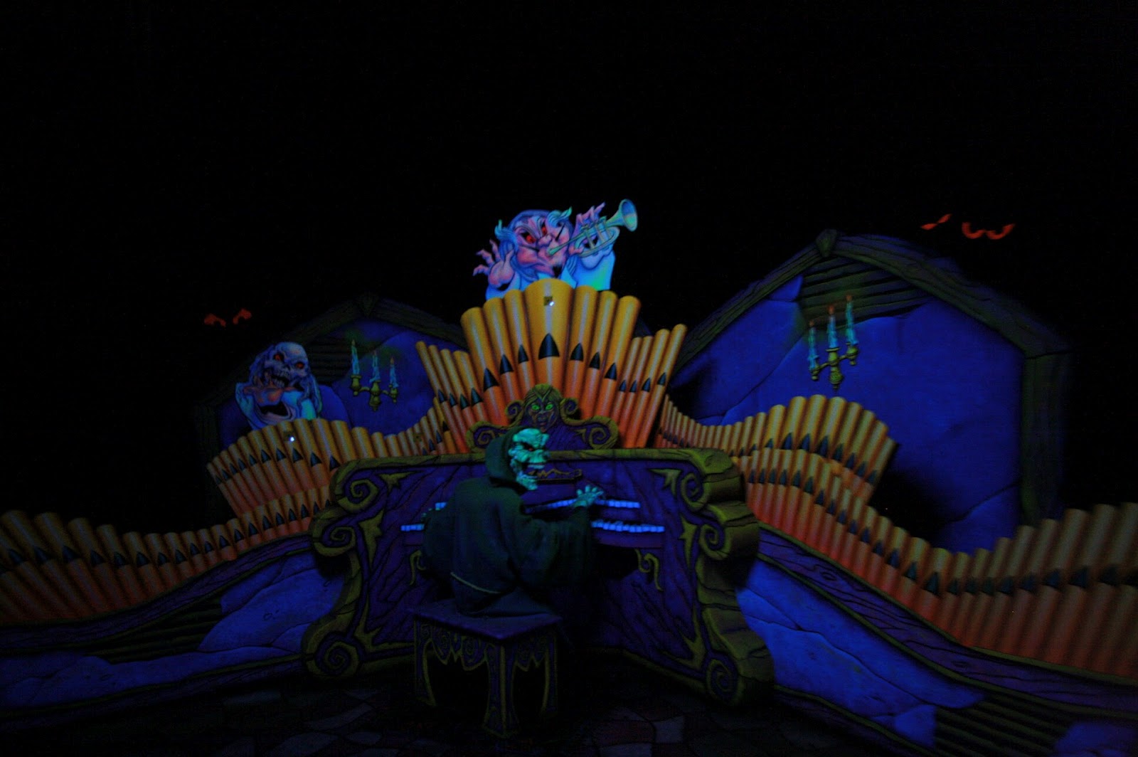 Ultimate Orlando Blog: Boo Blasters - Photos and Review