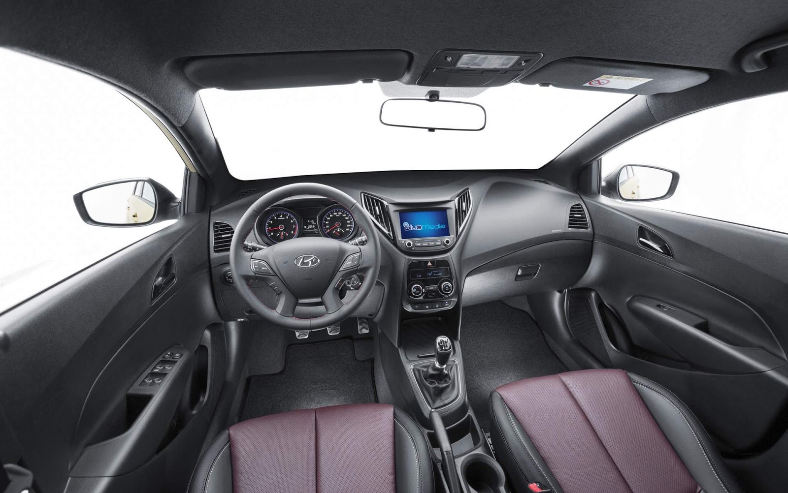 Hyundai HB20 D Spec e JBL são mostrados em São Paulo