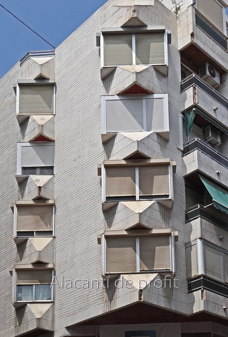 Alacantí de profit: RAMÓN BENITO ROCES, ARQUITECTO.