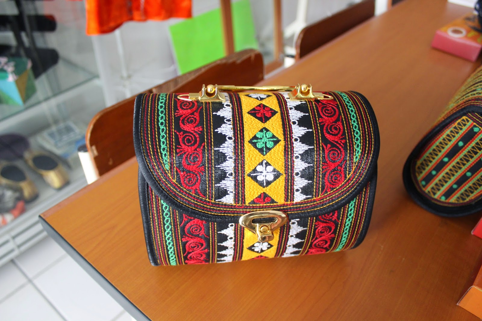 Souvenir Khas Aceh (Tas)
