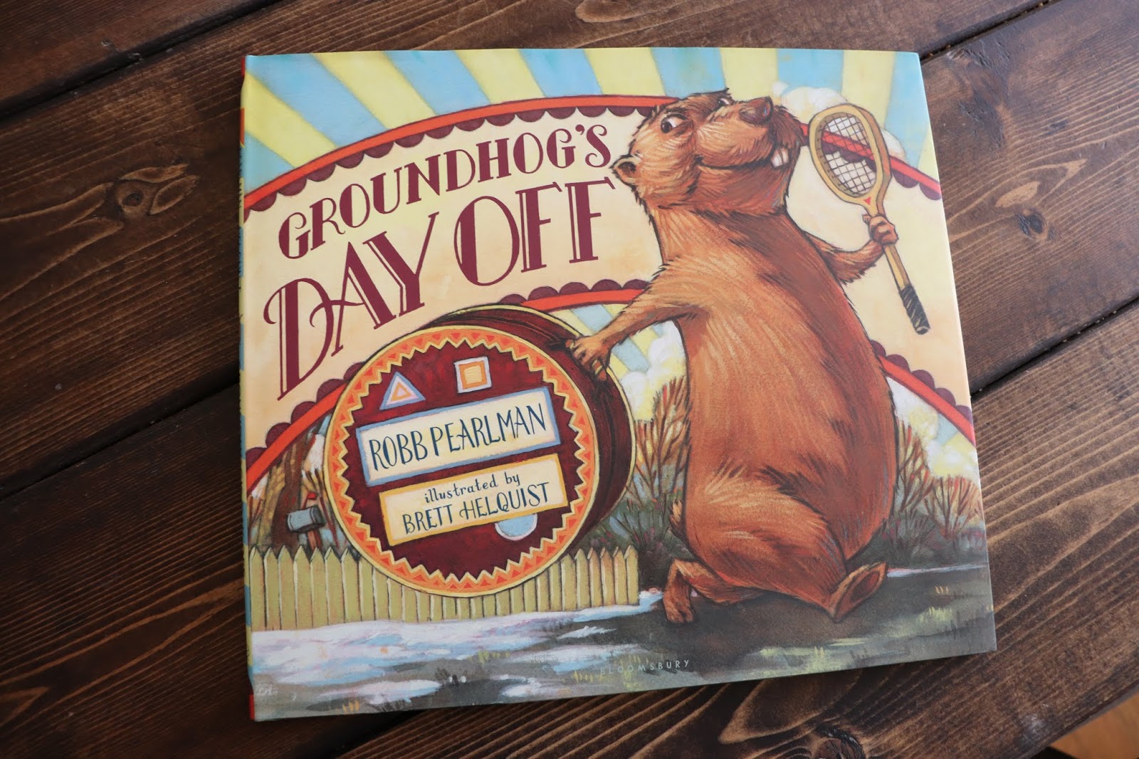 Momfessionals: Groundhog Day books and activities