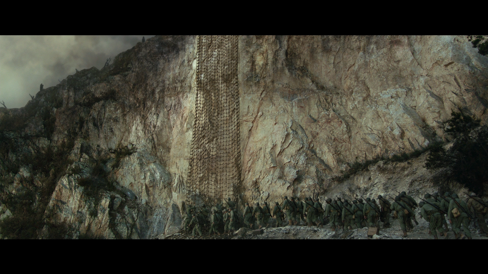 Hacksaw Ridge (Steelbook) (Summit) Blu-ray Review + Screenshots