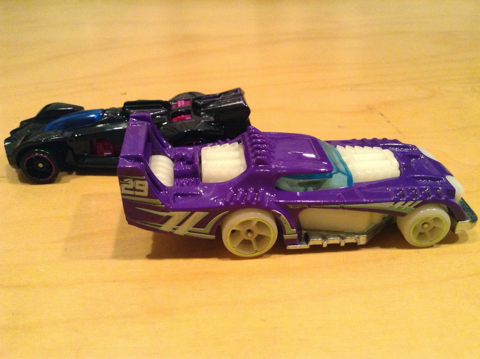 JULIAN'S HOT WHEELS BLOG: Rev Rod & Two Timer