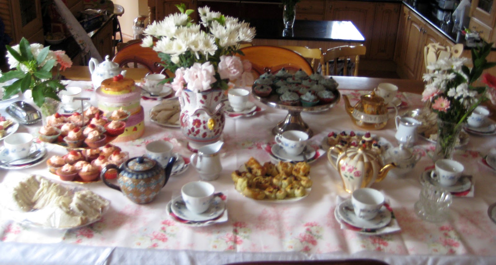 Serena's Medium Rare: Old Fashioned Tea Party