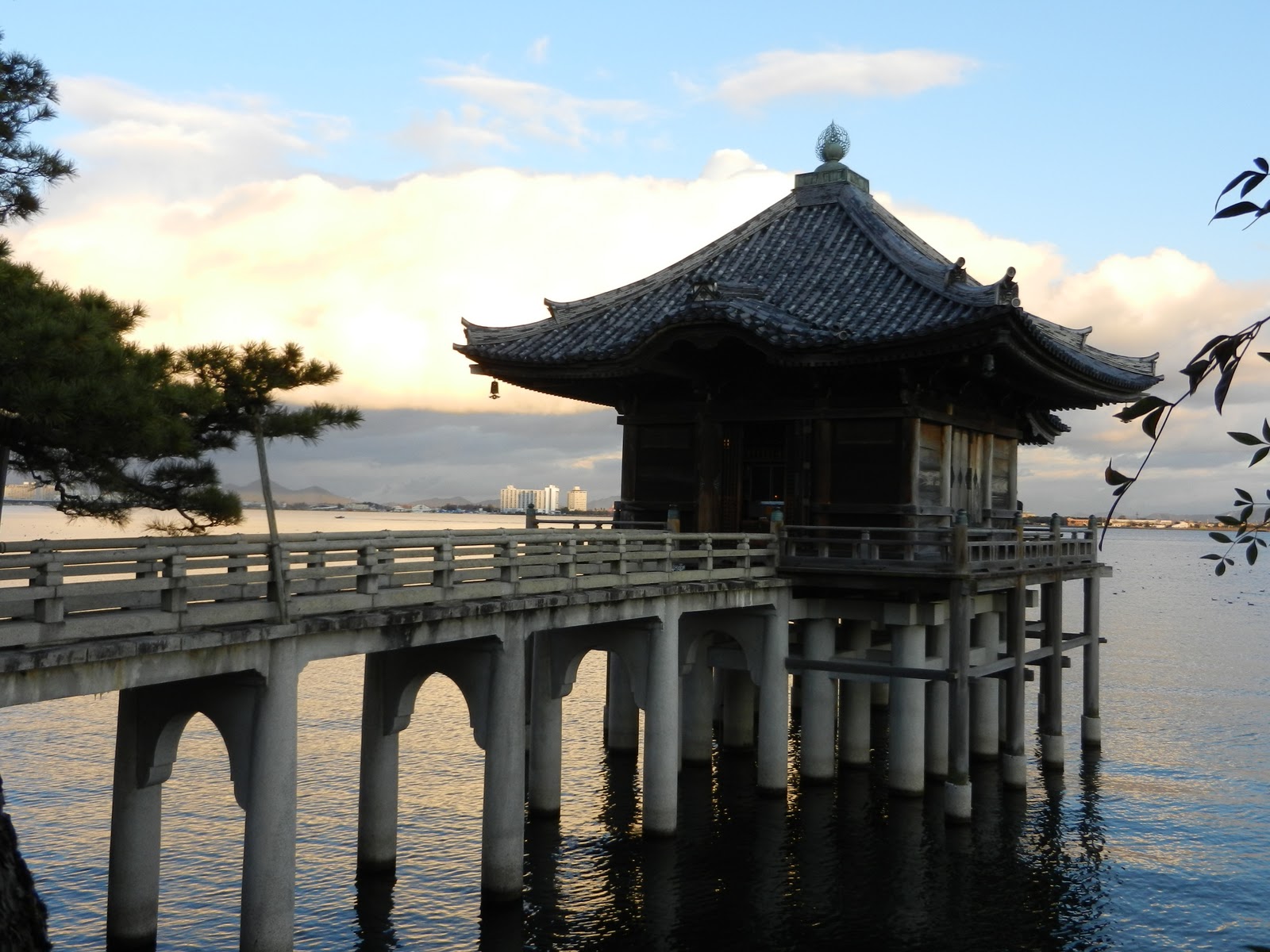 The McLellan Experience: Walking to Katata - Japan Trip