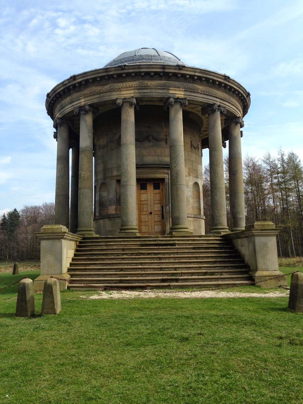Catherine Curzon: The Wentworth Castle Rotunda