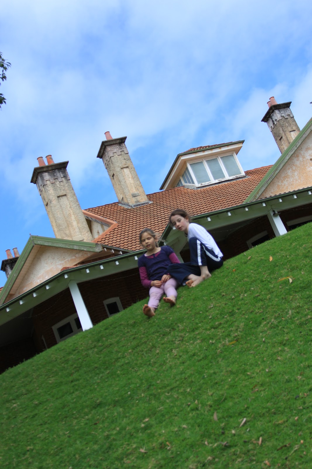 Krusty Kampers: Eden NSW..... is the home of Edrom lodge holiday house ...