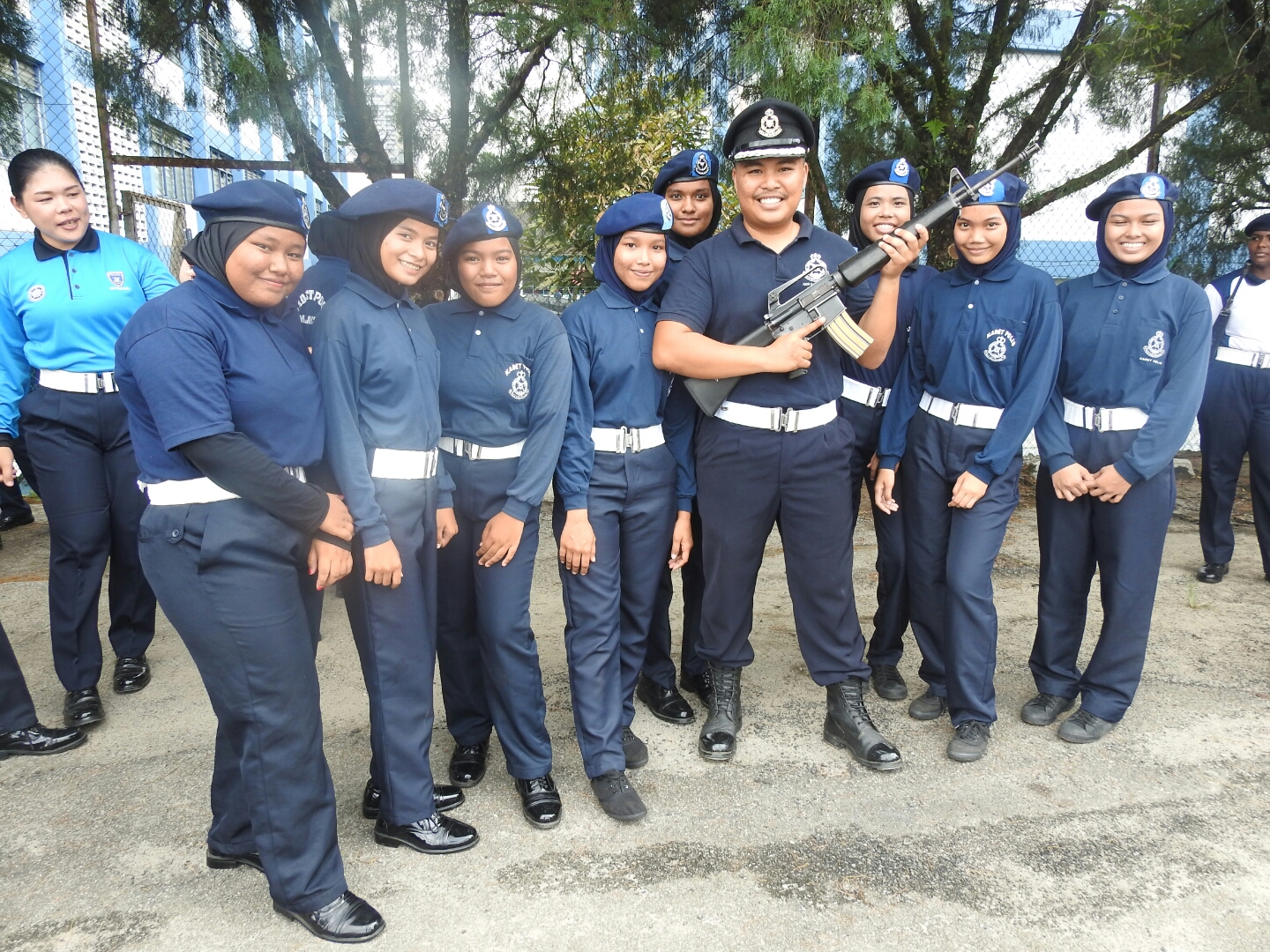 Taufik: Be A Real Cops (Latihan Kadet Polis bersama Jurulatih PULAPOL KL)