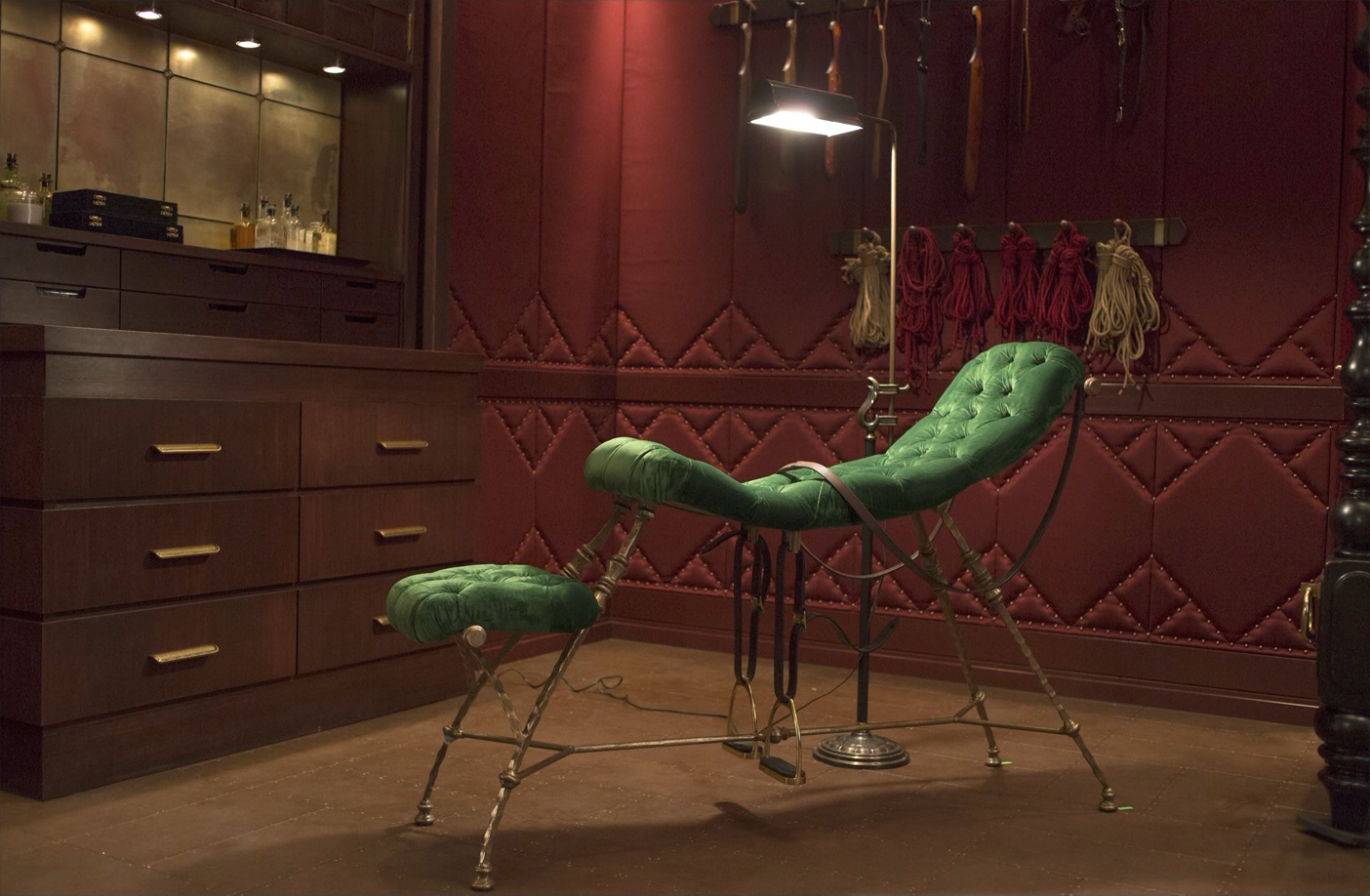 50 SOMBRAS DE GREY FANS "LIBROS Y PELÍCULAS": EL CUARTO DE JUEGOS ...