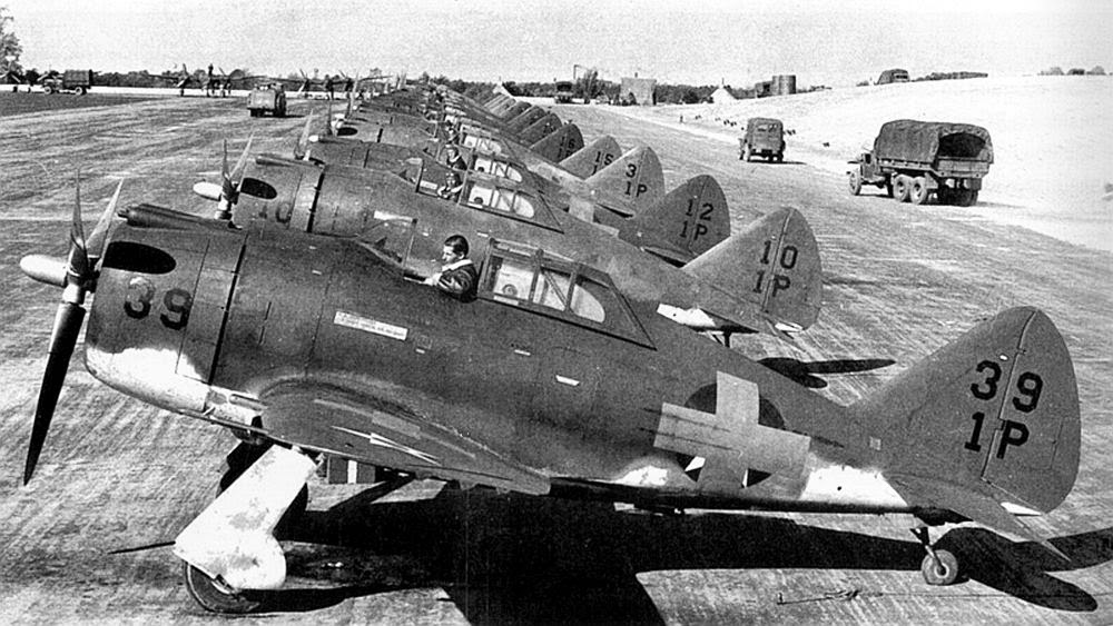 Airplanes in the skies + FAF history: Republic P-43 Lancer