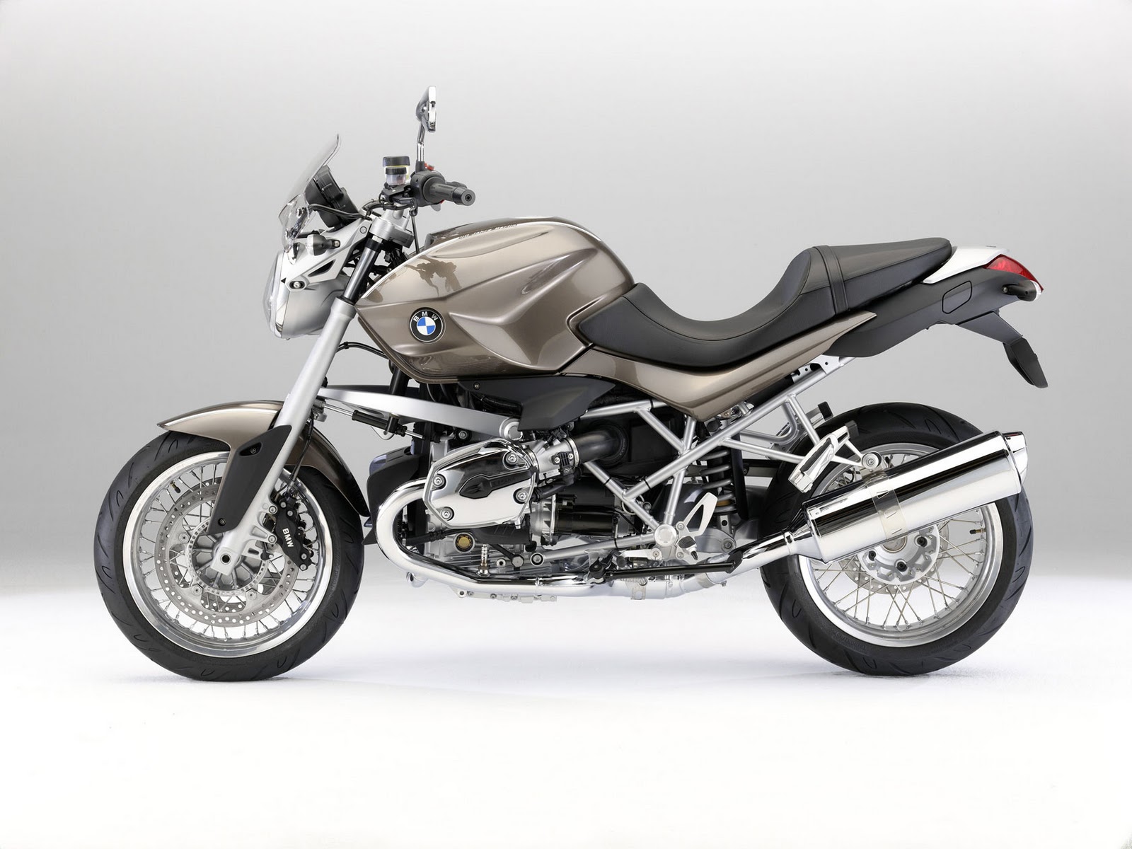 BMW Motorcycle Pictures: BMW R1200R Classic