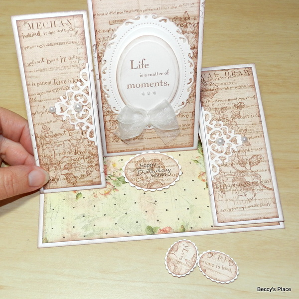 Beccy's Place: Tutorial: Triple Easel Cards