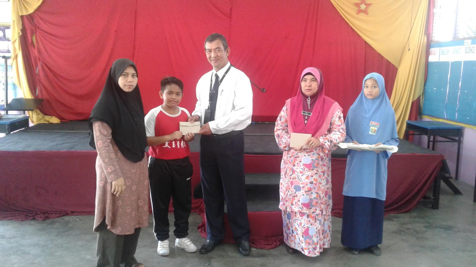 Corat coret warga Sk Pulau Meranti: BANTUAN SUMBANGAN DARI BANK RAKYAT ...