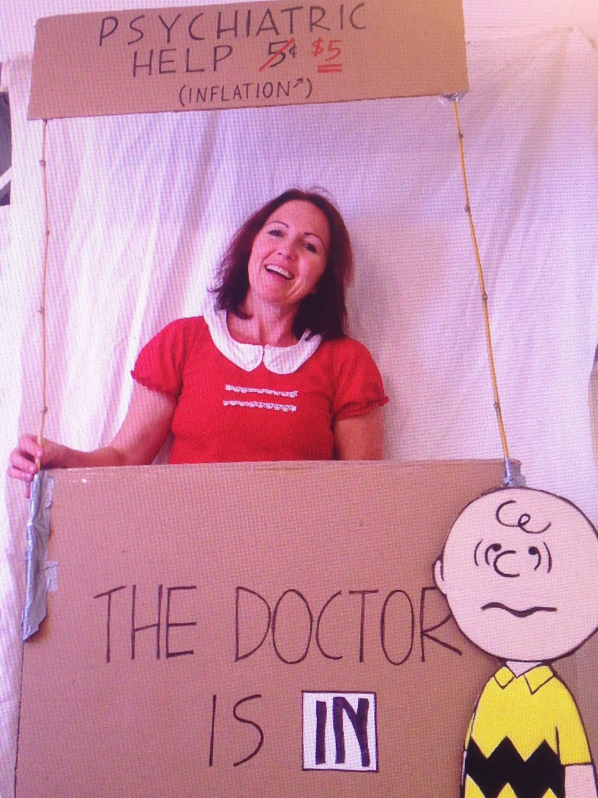 Freckle Face's Blog: Halloween 2016: Lucy Van Pelt and all the Advice ...