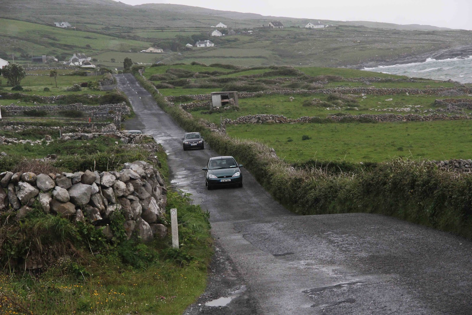 Photos by Stan: Ireland Country Roads