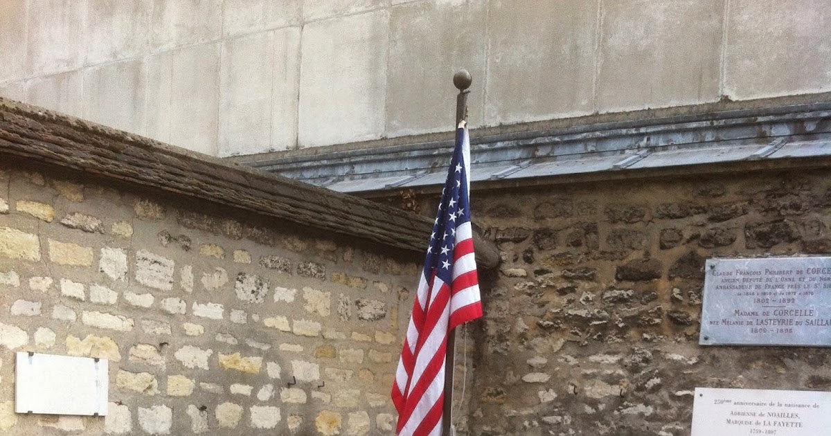 Du Cimetière de Picpus à la Nation | Visites guidées et conférences à Paris