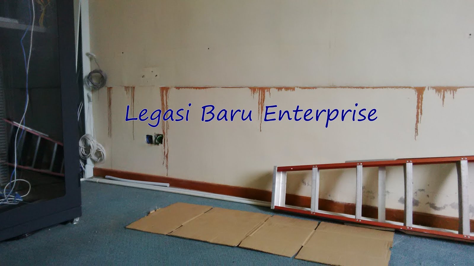 Upgrade bilik Server bangunan Pejabat Kerajaan.