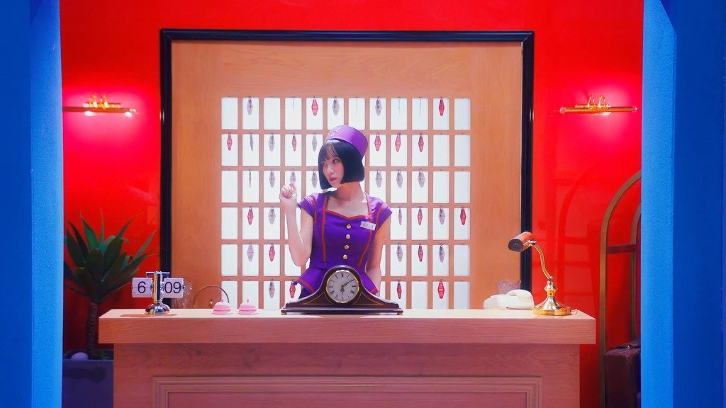 [Instiz] Sexual innuendos in EXID's 'LIE' MV?