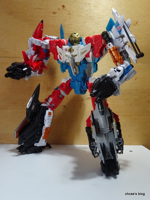 ChCse's blog: Toy Review: Transformers Generations Combiner Wars Sky Reign