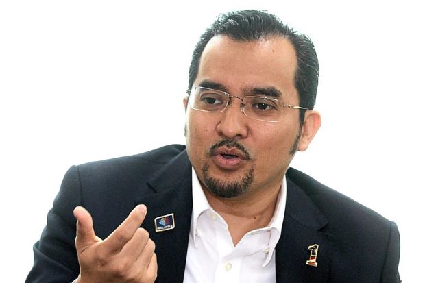 CATATAN ZABIDI: AZWAN BRO, DR ASYRAF WAJDI DAN JAMAL BAJU MERAH TANDING ...