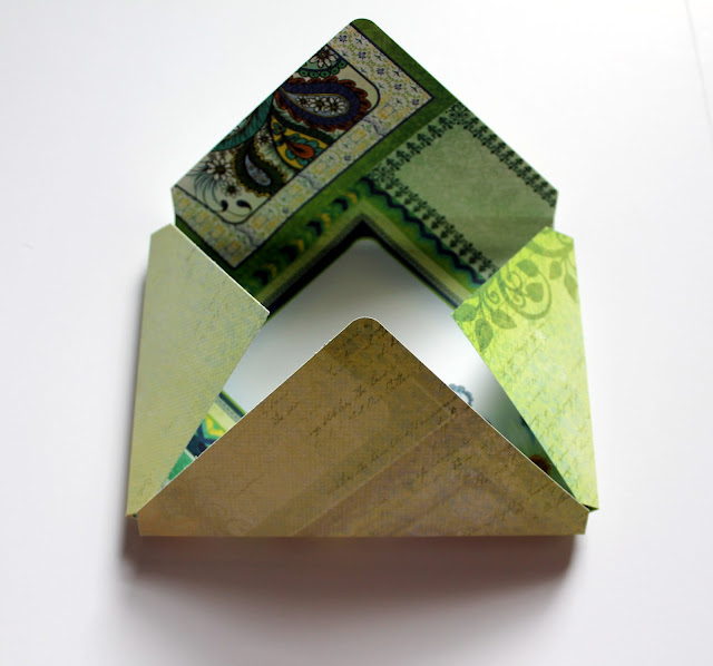 Archi's CraftCave!: Envelope for Dimensional Cards