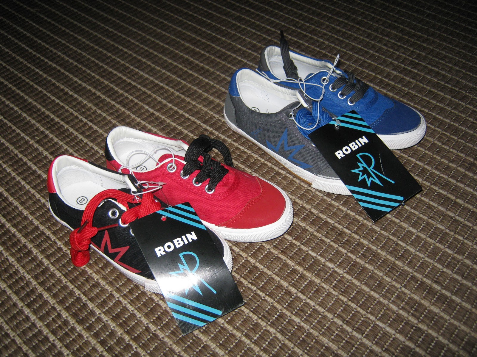 Räpellystä ja sähellystä: Converset x 3