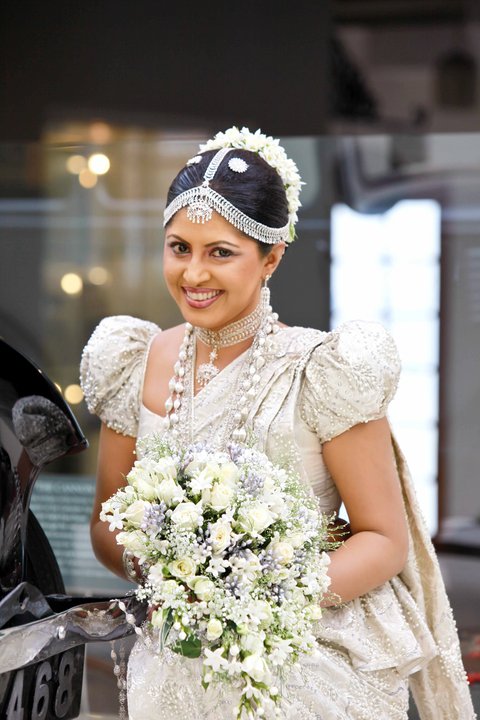Goalpostlk.: Sri lankan Bridal Kandyan Style