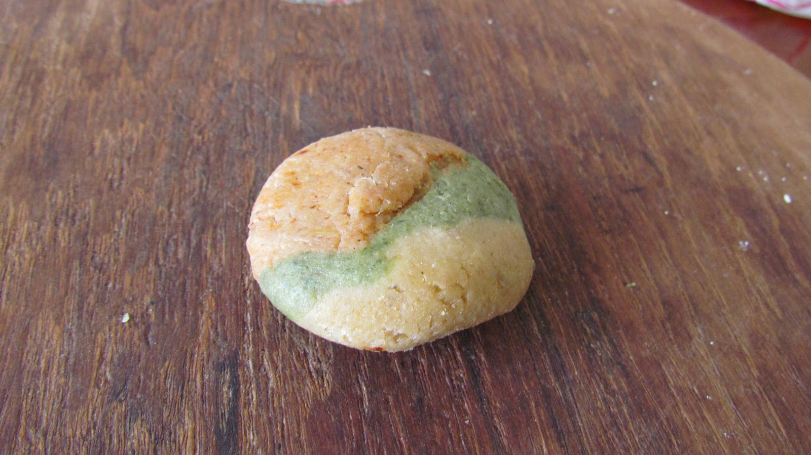 With Love from Mom's Kitchen: Tirangi Poori ( Deep fried Tri color ...